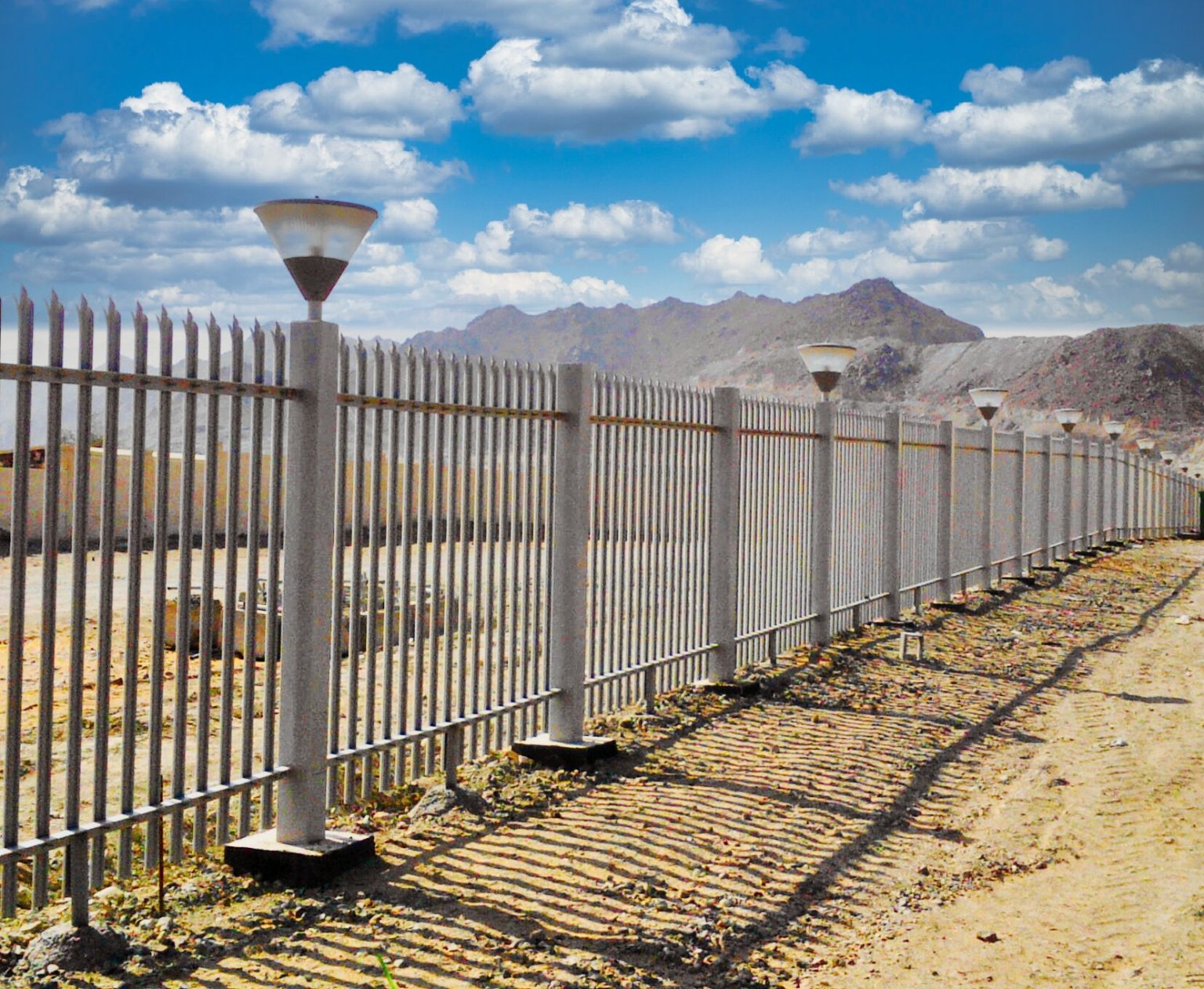 Perimeter Security - Link Middle East - Fence Contractors, Gabions ...